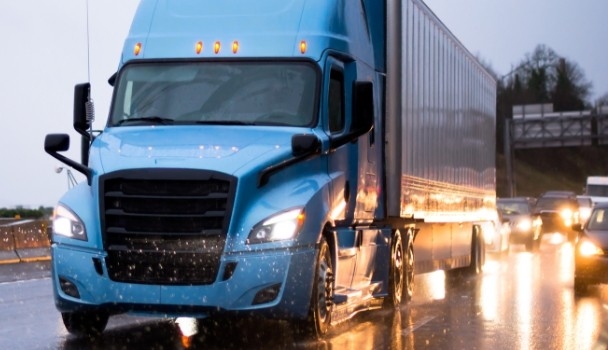 Delo 600 ADF Mixed Fleet | Chevron Lubricants (US)